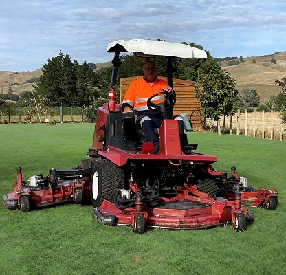 Commercial Lawn Mower Waikato | Tractor Mowing Services Waikato